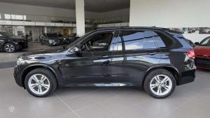 Melns BMW X5 2018 Marijampole, ar dzinēja tilpumu 2.99 L un nobraukumu 210 tūkst. km par 26999 €, foto 3 vietnē AUTOMOTO.COM.LV