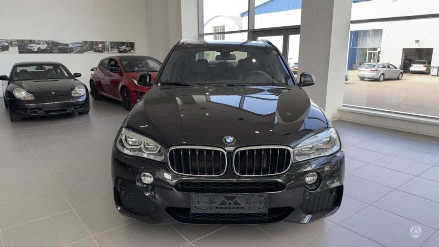 Melns BMW X5 2018 Marijampole, ar dzinēja tilpumu 2.99 L un nobraukumu 210 tūkst. km par 26999 €, foto 11 vietnē AUTOMOTO.COM.LV