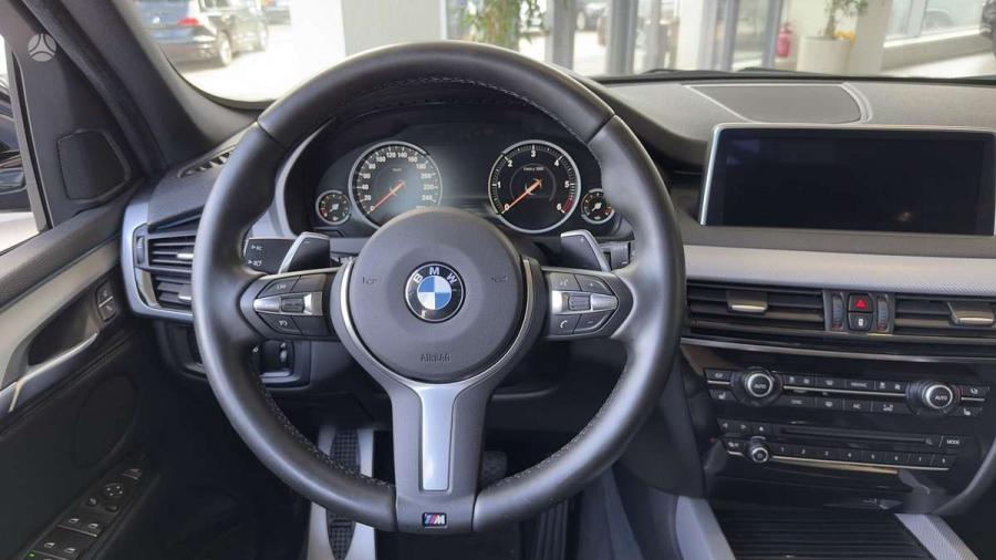 Melns BMW X5 2018 Marijampole, ar dzinēja tilpumu 2.99 L un nobraukumu 210 tūkst. km par 26999 €, foto 13 vietnē AUTOMOTO.COM.LV