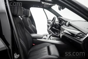 Melns BMW X5 2018 Tallina, ar dzinēja tilpumu 2.00 L un nobraukumu 193 tūkst. km par 20999 €, foto 12 vietnē AUTOMOTO.COM.LV