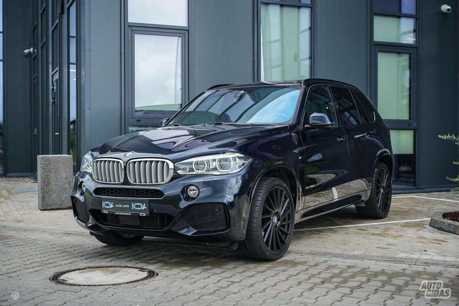 Black BMW X5 2018 in Kaunas, with an engine capacity of 3.00 L and mileage of 256 thousand km for 26450 €, photo 6 on AUTOMOTO.COM.LV