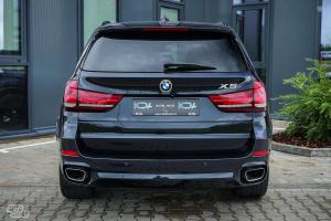 Black BMW X5 2018 in Kaunas, with an engine capacity of 3.00 L and mileage of 256 thousand km for 26450 €, photo 12 on AUTOMOTO.COM.LV