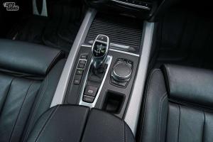 Black BMW X5 2018 in Kaunas, with an engine capacity of 3.00 L and mileage of 256 thousand km for 26450 €, photo 24 on AUTOMOTO.COM.LV