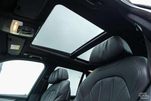 Black BMW X5 2018 in Kaunas, with an engine capacity of 3.00 L and mileage of 256 thousand km for 26450 €, photo 33 on AUTOMOTO.COM.LV