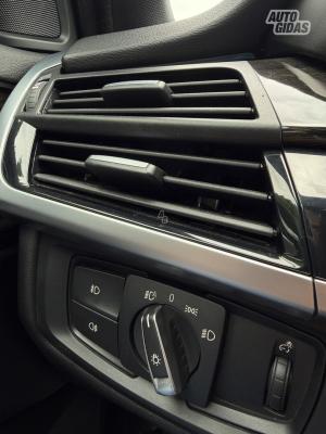 Black BMW X5 2018 in Vilnius, with an engine capacity of 3.00 L and mileage of 38 thousand km for 28000 €, photo 23 on AUTOMOTO.COM.LV