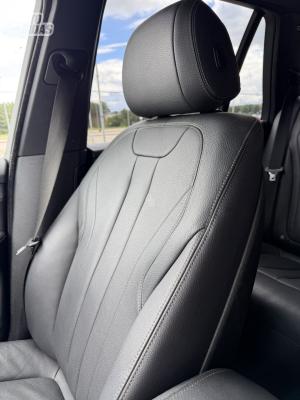 Black BMW X5 2018 in Vilnius, with an engine capacity of 3.00 L and mileage of 38 thousand km for 28000 €, photo 25 on AUTOMOTO.COM.LV