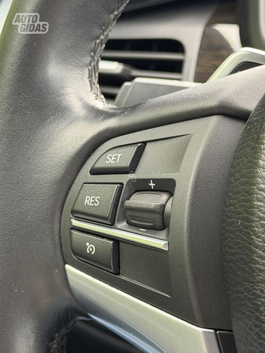 Black BMW X5 2018 in Vilnius, with an engine capacity of 3.00 L and mileage of 38 thousand km for 28000 €, photo 31 on AUTOMOTO.COM.LV
