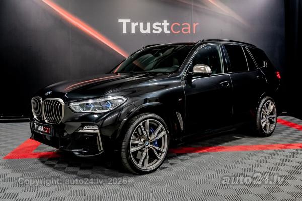 Black BMW X5 2018 in Parnu, with an engine capacity of 3.00 L and mileage of 179 thousand km for 39900 €, photo 1 on AUTOMOTO.COM.LV