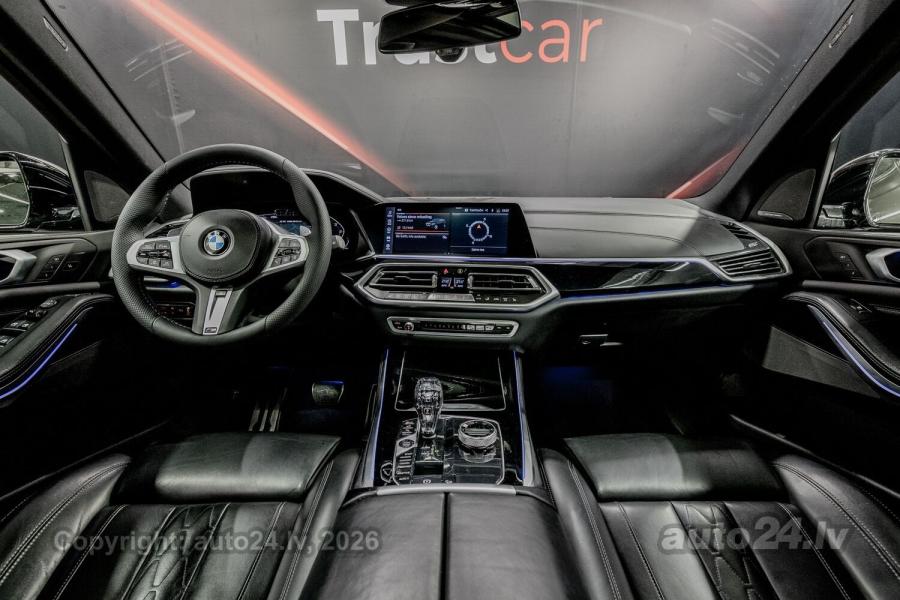 Black BMW X5 2018 in Parnu, with an engine capacity of 3.00 L and mileage of 179 thousand km for 39900 €, photo 11 on AUTOMOTO.COM.LV