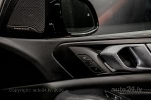 Black BMW X5 2018 in Parnu, with an engine capacity of 3.00 L and mileage of 179 thousand km for 39900 €, photo 19 on AUTOMOTO.COM.LV