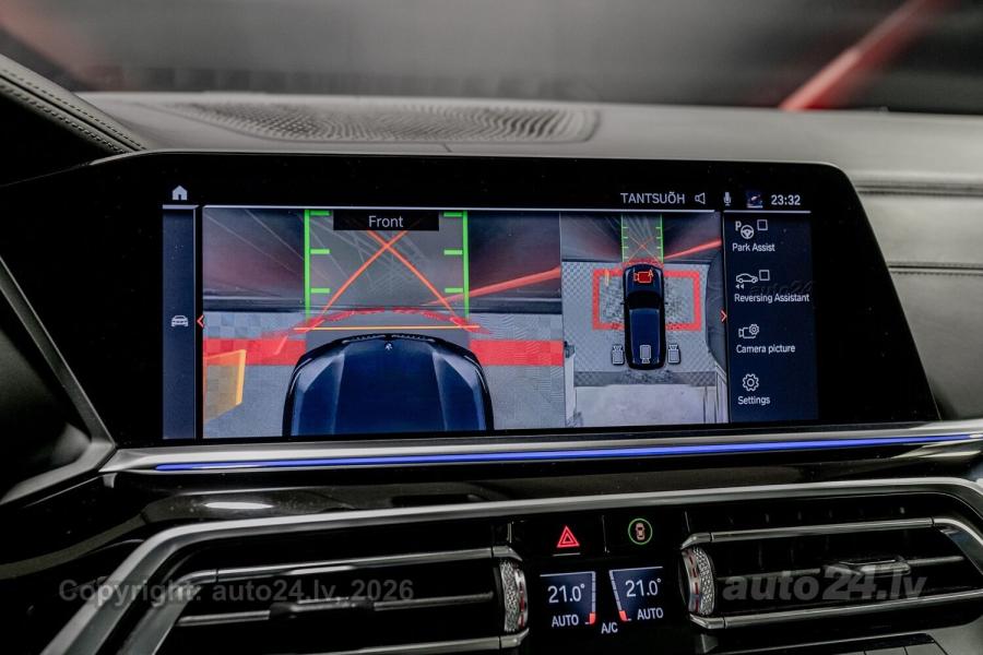 Black BMW X5 2018 in Parnu, with an engine capacity of 3.00 L and mileage of 179 thousand km for 39900 €, photo 31 on AUTOMOTO.COM.LV