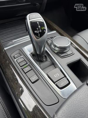 Melns BMW X5 2018 Viļņa, ar dzinēja tilpumu 3.00 L un nobraukumu 38 tūkst. km par 26500 €, foto 28 vietnē AUTOMOTO.COM.LV