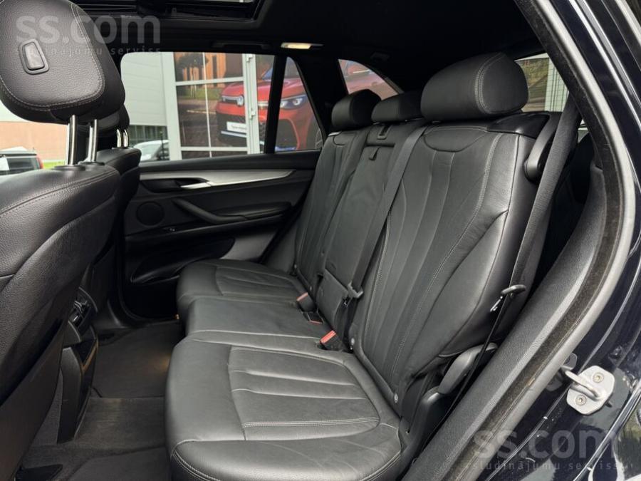 Melns BMW X5 2018 Valmiera, ar dzinēja tilpumu 2.00 L un nobraukumu 196 tūkst. km par 23900 €, foto 20 vietnē AUTOMOTO.COM.LV