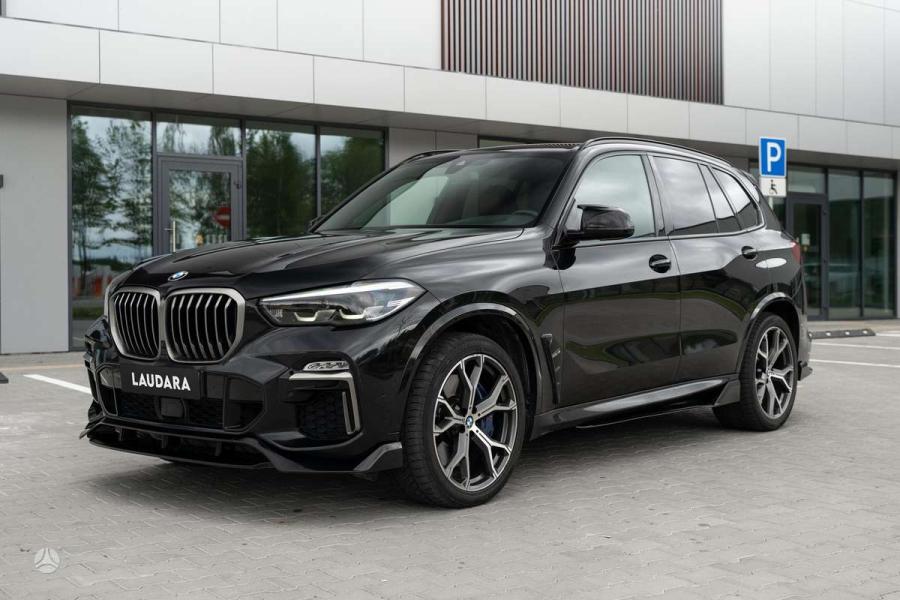 Black BMW X5 2018 in Vilnius, with an engine capacity of 2.99 L and mileage of 167 thousand km for 35950 €, photo 1 on AUTOMOTO.COM.LV