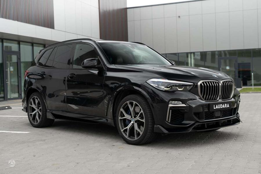 Black BMW X5 2018 in Vilnius, with an engine capacity of 2.99 L and mileage of 167 thousand km for 35950 €, photo 9 on AUTOMOTO.COM.LV