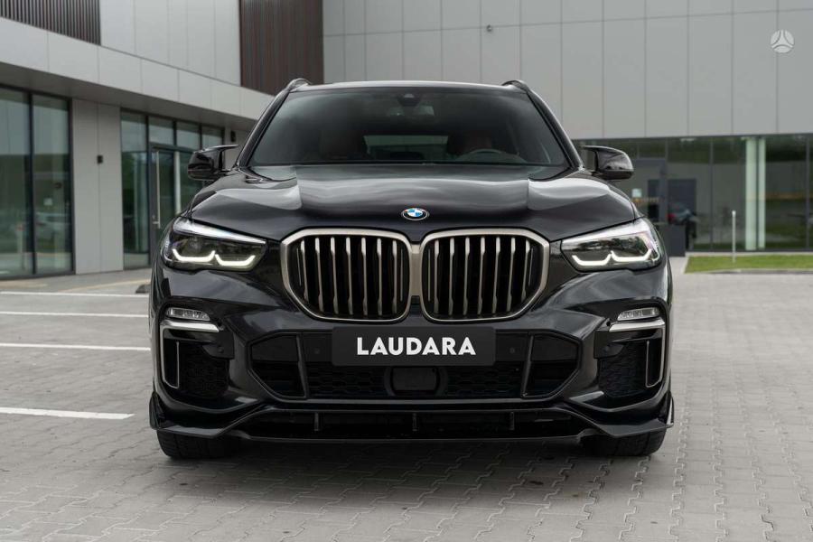 Black BMW X5 2018 in Vilnius, with an engine capacity of 2.99 L and mileage of 167 thousand km for 35950 €, photo 10 on AUTOMOTO.COM.LV