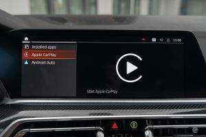 Black BMW X5 2018 in Vilnius, with an engine capacity of 2.99 L and mileage of 167 thousand km for 35950 €, photo 23 on AUTOMOTO.COM.LV
