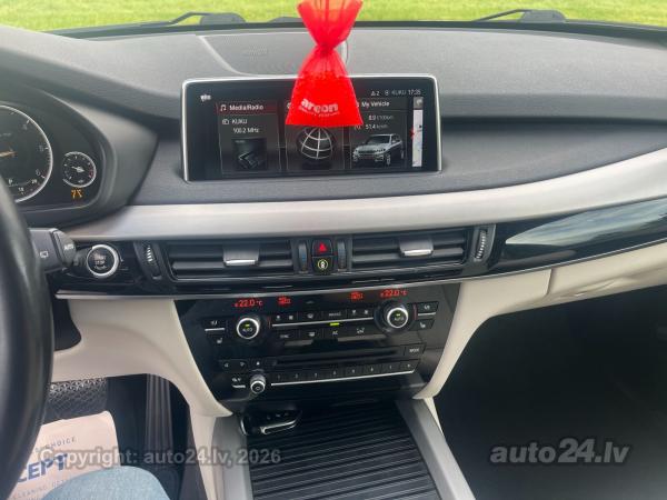 Melns BMW X5 2018 Tallina, ar dzinēja tilpumu 3.00 L un nobraukumu 247 tūkst. km par 26999 €, foto 8 vietnē AUTOMOTO.COM.LV
