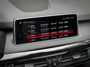 Black BMW X5 2018 in Riga, with an engine capacity of 3.00 L and mileage of 169 thousand km for 29800 €, photo 40 on AUTOMOTO.COM.LV