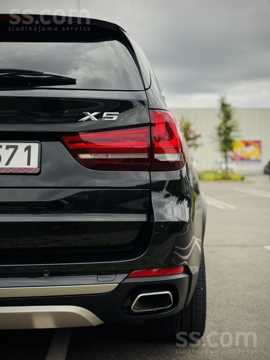 Melns BMW X5 2018 Rīga, ar dzinēja tilpumu 2.00 L un nobraukumu 109 tūkst. km par 24400 €, foto 11 vietnē AUTOMOTO.COM.LV