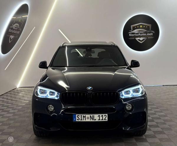 Black BMW X5 2018 in Marijampole, with an engine capacity of 2.99 L and mileage of 240 thousand km for 25950 €, photo 6 on AUTOMOTO.COM.LV
