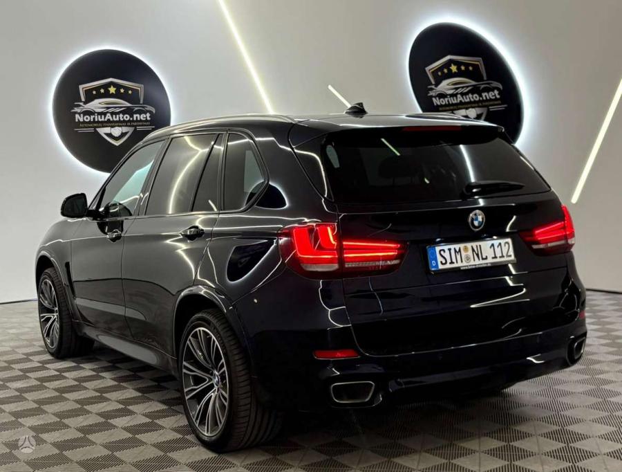 Melns BMW X5 2018 Marijampole, ar dzinēja tilpumu 2.99 L un nobraukumu 240 tūkst. km par 25950 €, foto 37 vietnē AUTOMOTO.COM.LV