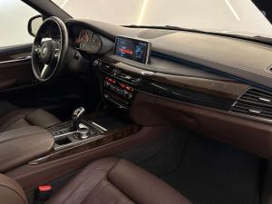 Melns BMW X5 2018 Marijampole, ar dzinēja tilpumu 2.99 L un nobraukumu 240 tūkst. km par 25650 €, foto 12 vietnē AUTOMOTO.COM.LV
