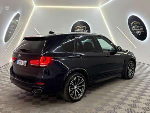 Melns BMW X5 2018 Marijampole, ar dzinēja tilpumu 2.99 L un nobraukumu 240 tūkst. km par 25650 €, foto 37 vietnē AUTOMOTO.COM.LV