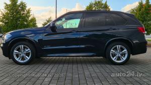 Black BMW X5 2018 in Tallinn, with an engine capacity of 3.00 L and mileage of 139 thousand km for 27990 €, photo 9 on AUTOMOTO.COM.LV