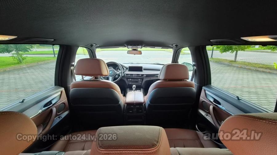 Black BMW X5 2018 in Tallinn, with an engine capacity of 3.00 L and mileage of 139 thousand km for 27990 €, photo 15 on AUTOMOTO.COM.LV