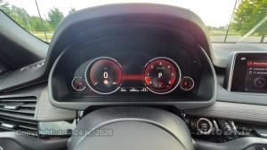 Black BMW X5 2018 in Tallinn, with an engine capacity of 3.00 L and mileage of 139 thousand km for 27990 €, photo 21 on AUTOMOTO.COM.LV