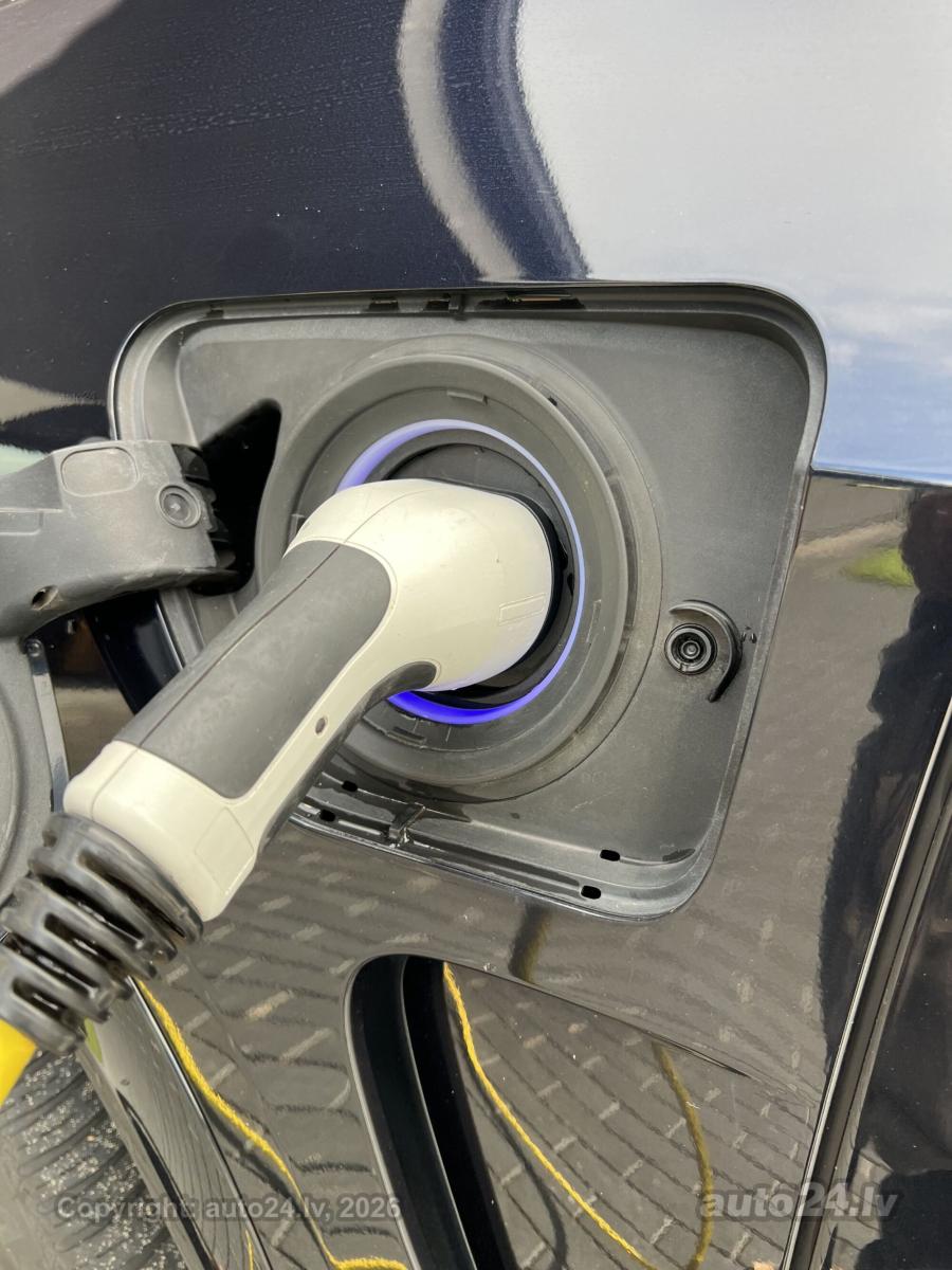Melns BMW X5 2018 Pērnava, ar dzinēja tilpumu 2.00 L un nobraukumu 246 tūkst. km par 25900 €, foto 14 vietnē AUTOMOTO.COM.LV