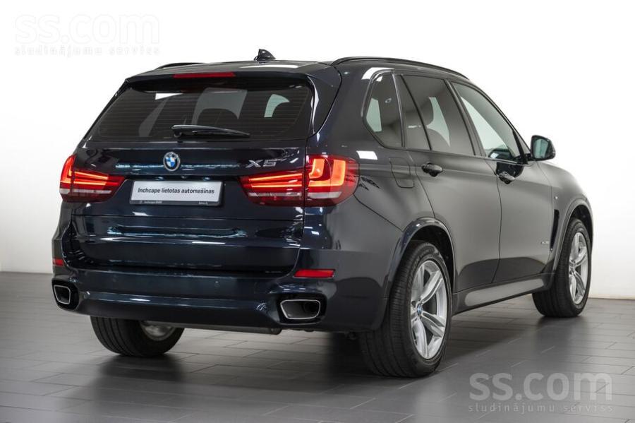 Black BMW X5 2018 in Riga, with an engine capacity of 3.00 L and mileage of 174 thousand km for 22500 €, photo 6 on AUTOMOTO.COM.LV