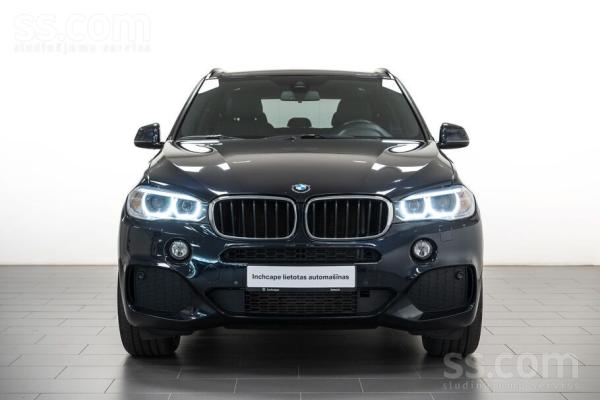 BMW X5 2018 in Riga on AUTOMOTO.COM.LV Black BMW X5 2018 in Riga, with an engine capacity of 3.00 L and mileage of 174 thousand km for 22500 €, photo 8 on AUTOMOTO.COM.LV