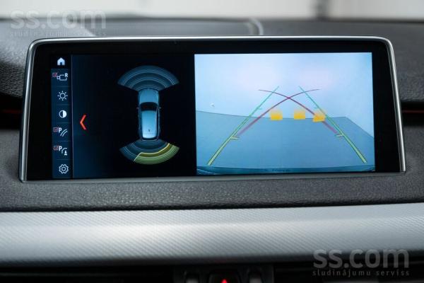BMW X5 2018 in Riga on AUTOMOTO.COM.LV Black BMW X5 2018 in Riga, with an engine capacity of 3.00 L and mileage of 174 thousand km for 22500 €, photo 11 on AUTOMOTO.COM.LV