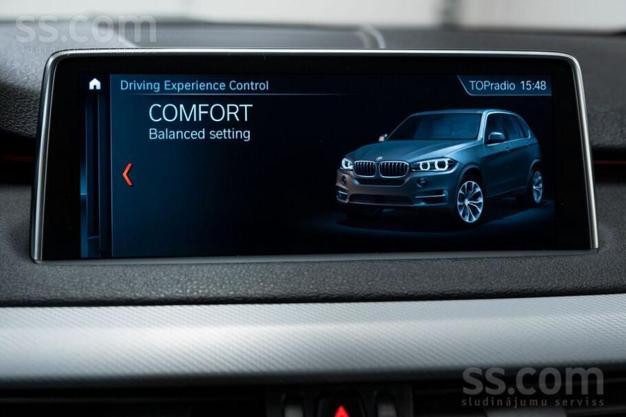 Black BMW X5 2018 in Riga, with an engine capacity of 3.00 L and mileage of 174 thousand km for 22500 €, photo 12 on AUTOMOTO.COM.LV