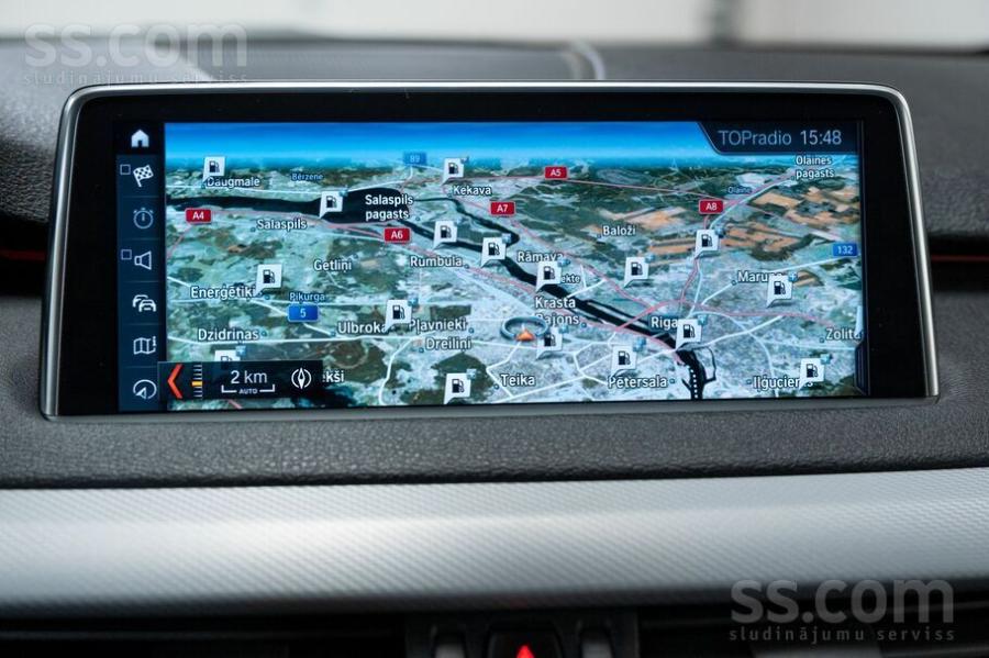 Black BMW X5 2018 in Riga, with an engine capacity of 3.00 L and mileage of 174 thousand km for 22500 €, photo 15 on AUTOMOTO.COM.LV