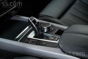 Black BMW X5 2018 in Riga, with an engine capacity of 3.00 L and mileage of 174 thousand km for 22500 €, photo 32 on AUTOMOTO.COM.LV