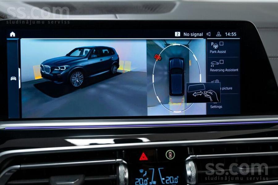 Black BMW X5 2018 in Riga, with an engine capacity of 3.00 L and mileage of 133 thousand km for 43500 €, photo 11 on AUTOMOTO.COM.LV