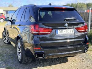 Black BMW X5 2018 in Riga, with an engine capacity of 2.00 L and mileage of 285 thousand km for 19995 €, photo 3 on AUTOMOTO.COM.LV