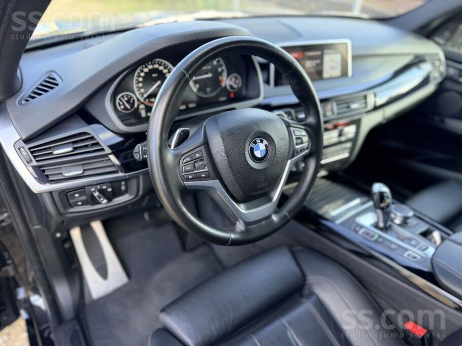Black BMW X5 2018 in Riga, with an engine capacity of 2.00 L and mileage of 285 thousand km for 19995 €, photo 12 on AUTOMOTO.COM.LV