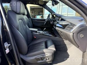 Black BMW X5 2018 in Riga, with an engine capacity of 2.00 L and mileage of 285 thousand km for 19995 €, photo 28 on AUTOMOTO.COM.LV