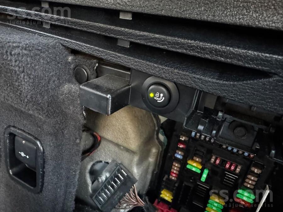 Melns BMW X5 2018 Rīga, ar dzinēja tilpumu 3.00 L un nobraukumu 214 tūkst. km par 21200 €, foto 12 vietnē AUTOMOTO.COM.LV
