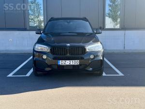 Melns BMW X5 2018 Rīga, ar dzinēja tilpumu 3.00 L un nobraukumu 197 tūkst. km par 23550 €, foto 3 vietnē AUTOMOTO.COM.LV