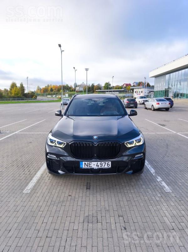 БМВ Х5 2018 в Резекне на AUTOMOTO.COM.LV Черный БМВ Х5 2018 в Резекне, объемом двигателя 3.00 л и пробегом 220 тыс. км за 35800 €, фото 6 на AUTOMOTO.COM.LV