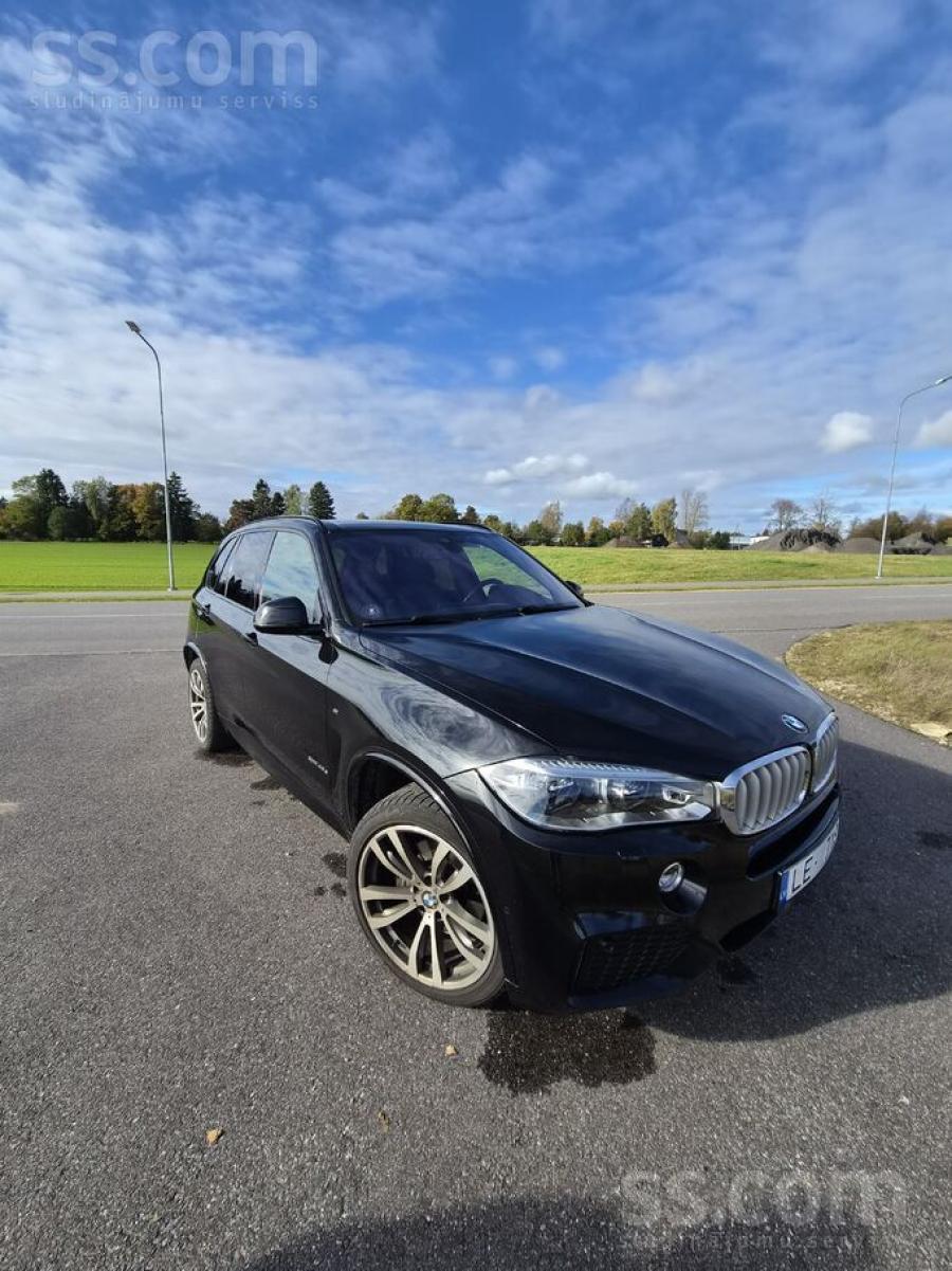 Melns BMW X5 2018 Rīga, ar dzinēja tilpumu 3.00 L un nobraukumu 173 tūkst. km par 24500 €, foto 1 vietnē AUTOMOTO.COM.LV