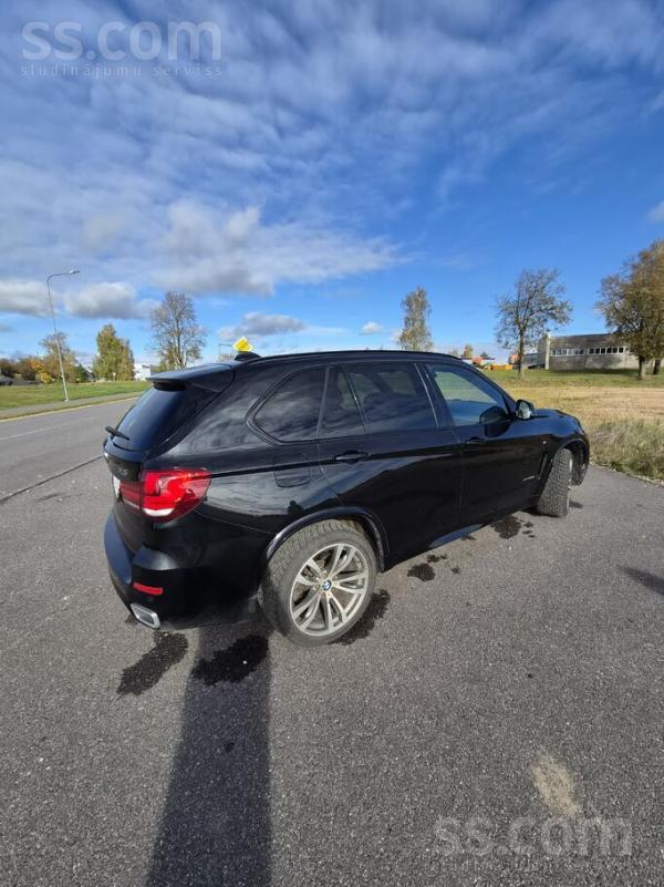 Melns BMW X5 2018 Rīga, ar dzinēja tilpumu 3.00 L un nobraukumu 173 tūkst. km par 24500 €, foto 3 vietnē AUTOMOTO.COM.LV