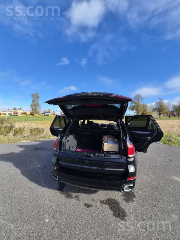 Melns BMW X5 2018 Rīga, ar dzinēja tilpumu 3.00 L un nobraukumu 173 tūkst. km par 24500 €, foto 10 vietnē AUTOMOTO.COM.LV