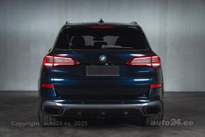Melns BMW X5 2019 Tallina, ar dzinēja tilpumu 3.00 L un nobraukumu 100 tūkst. km par 47900 €, foto 11 vietnē AUTOMOTO.COM.LV