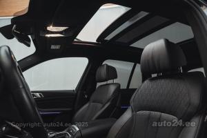 Melns BMW X5 2019 Tallina, ar dzinēja tilpumu 3.00 L un nobraukumu 100 tūkst. km par 47900 €, foto 14 vietnē AUTOMOTO.COM.LV